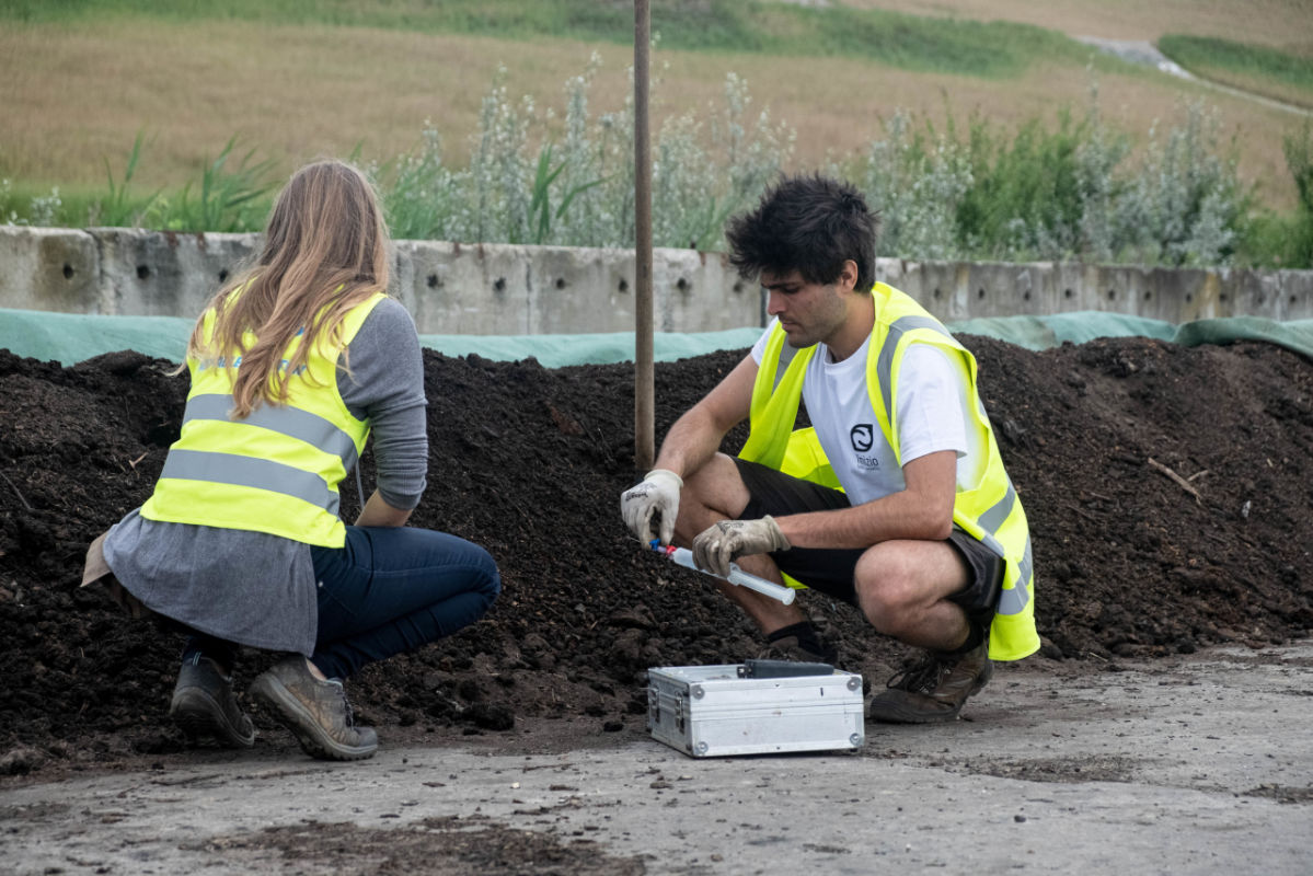 Deine Fäkalien für den Garten - Labor Tempelhof